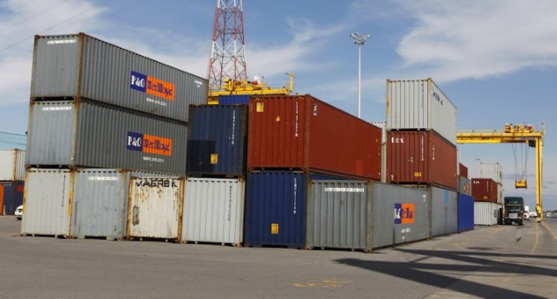 Four stowaways found inside container at Port of Montreal - Ships & Ports