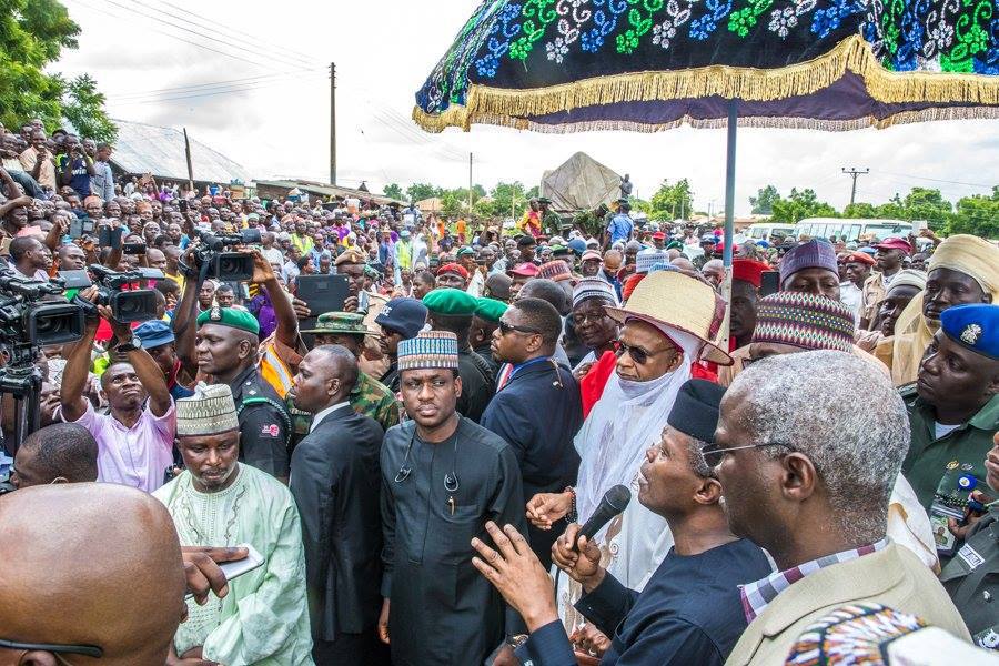 Osinbajo visits site of collapsed bridge on Ilorin-Mokwa-Jebba road ...