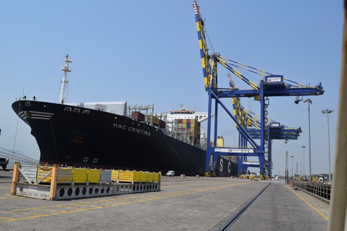 Indian port workers set for strike - Ships & Ports