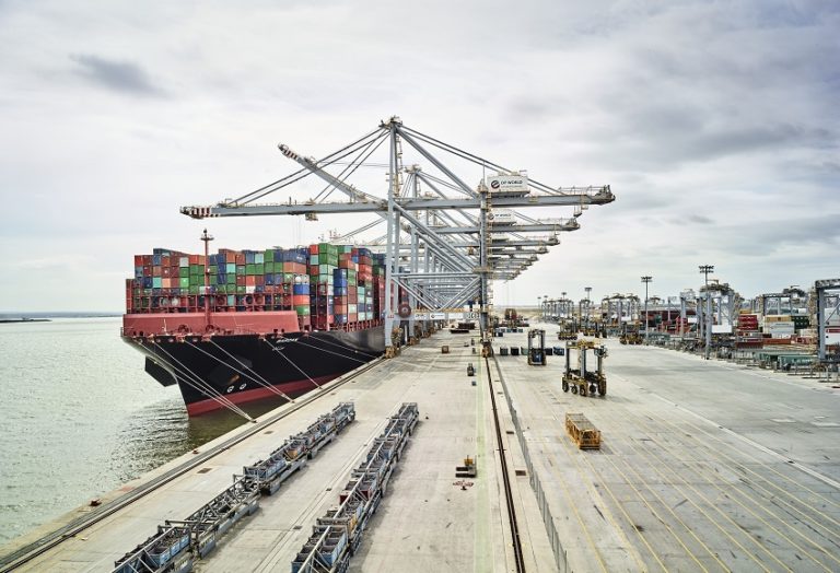 UK ports handled record container traffic in 2016 - Ships & Ports