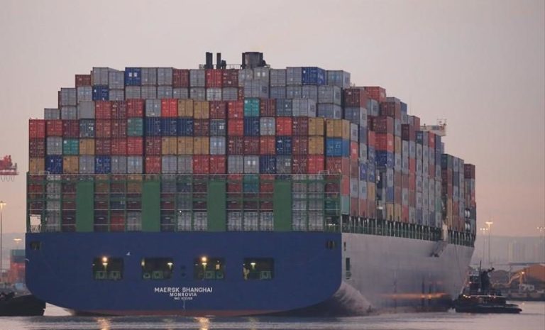 Maersk containership loses 70 containers overboard off U.S. East Coast ...