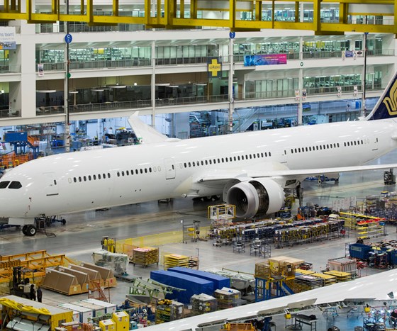 Singapore Airlines gets final Dreamliner model with 787-10 delivery ...