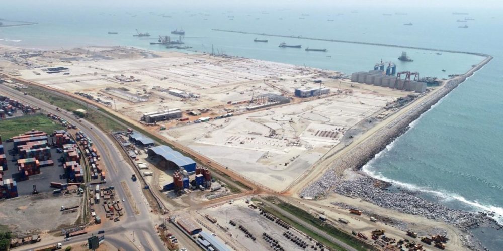 APM Terminals Port Elizabeth gets new giant cranes - Ships & Ports