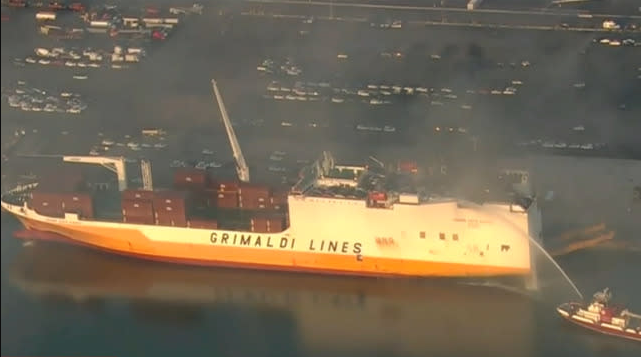 Ship fire - Ships & Ports